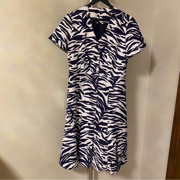 jaeger | Dresses | Jaeger Animal Print Silk Dress | Poshmark
